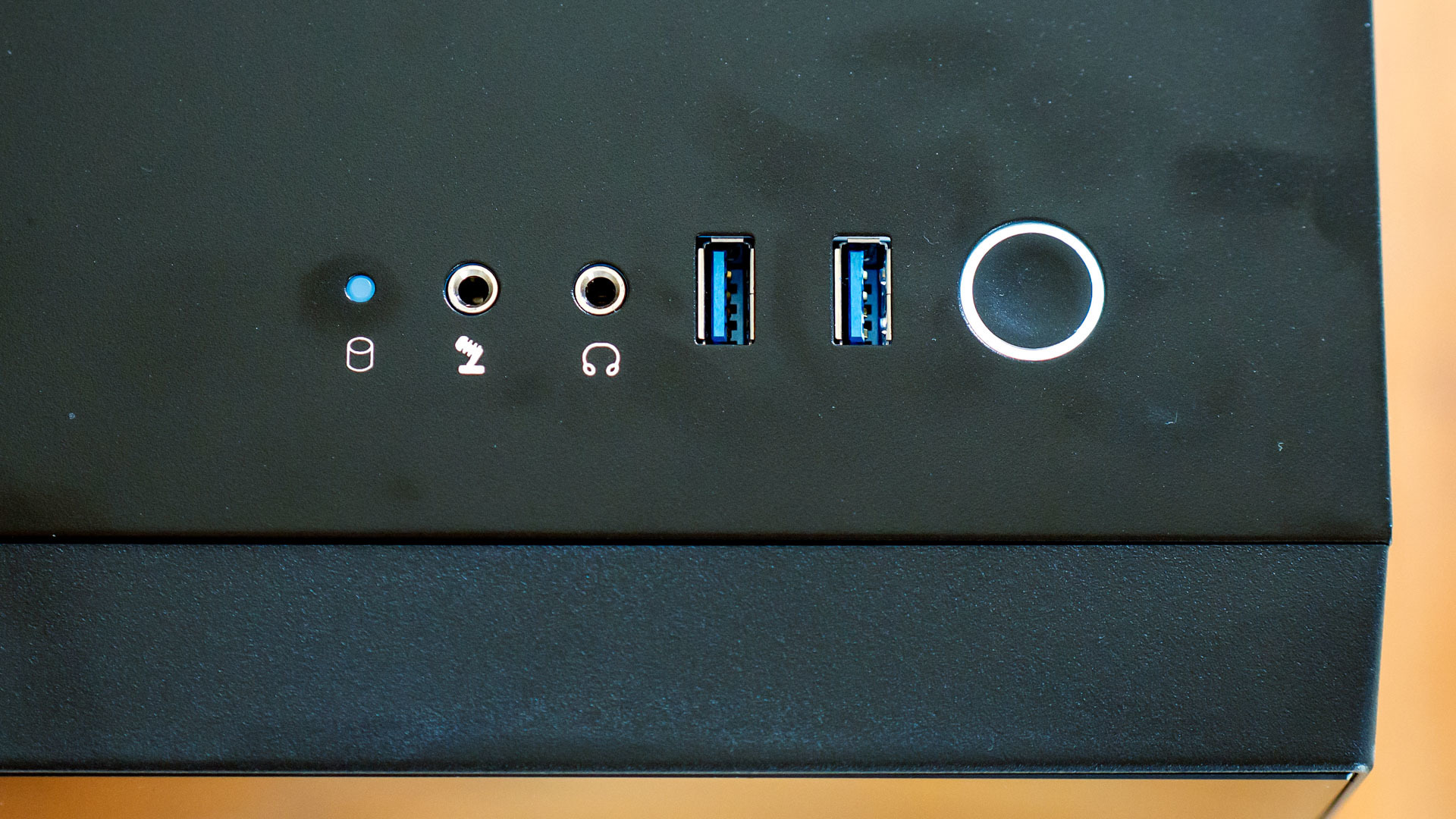 iBuyPower представила игровые системы Element CL Pro с жидкостным ...