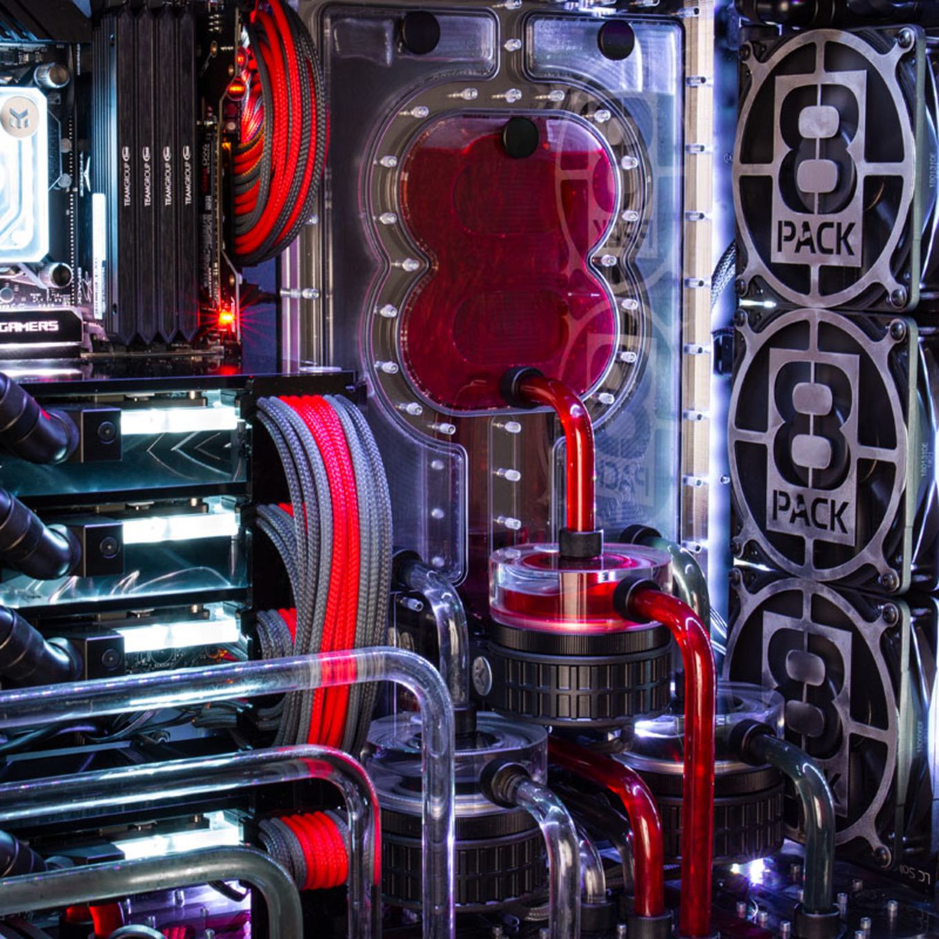 8Pack Orion X2: компьютер по цене автомобиля бизнес-класса