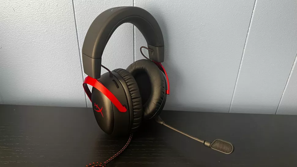 Обзор HYPERX CLOUD III
