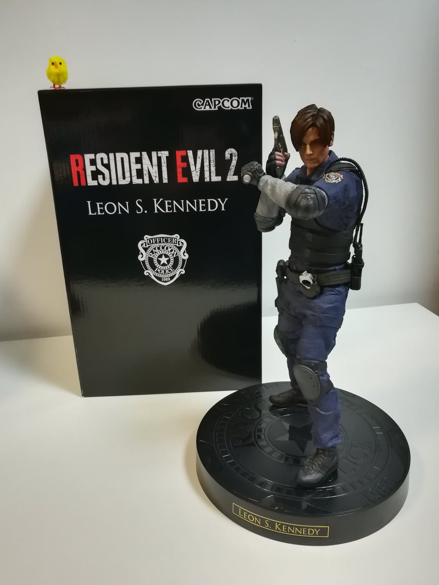 Рассматриваем коллекционное издание ремейка Resident Evil 2